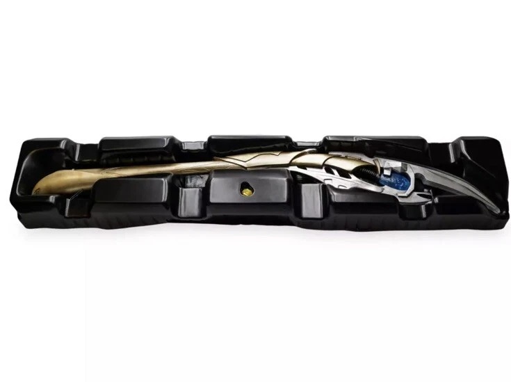 Disney Marvel Exclusive Avengers Loki Scepter 1:1 Full Light-Up Prop ...